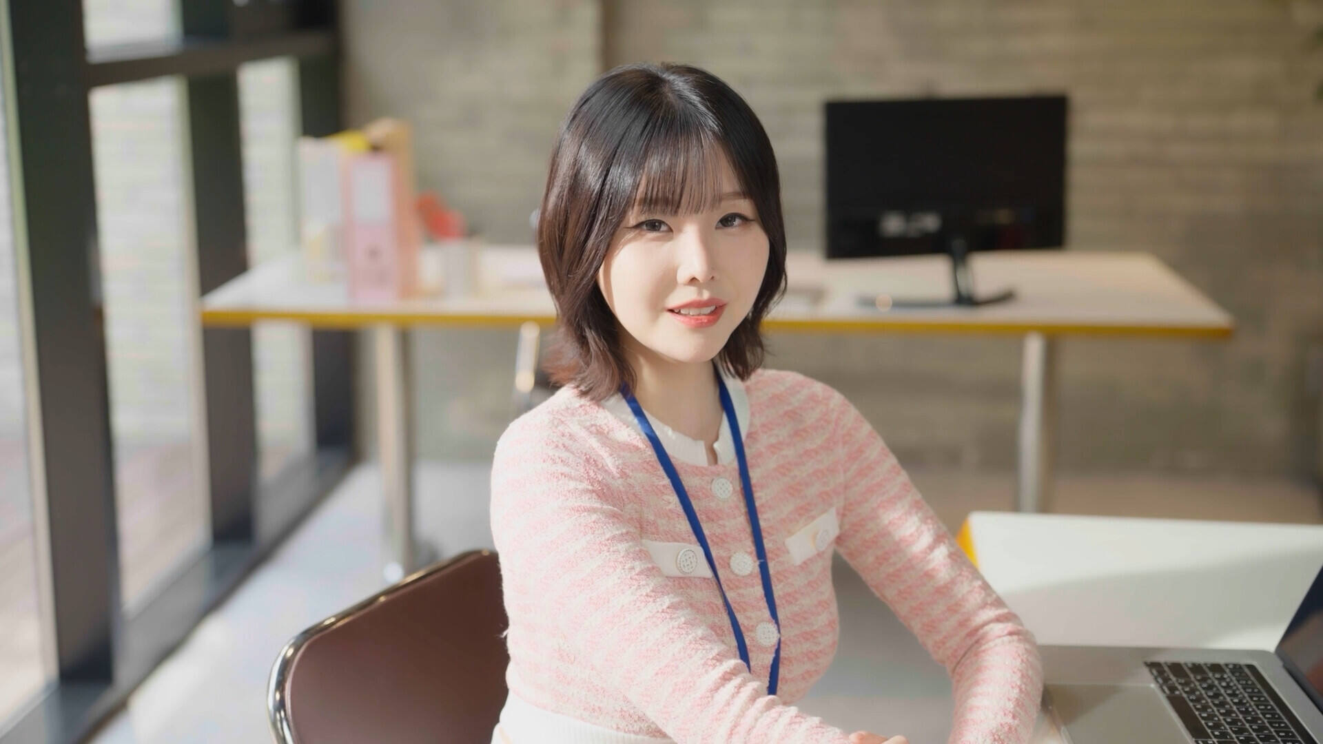 嘘, 美女拍摄中免安装绿色版_嘘, 美女拍摄中折扣购买入口_mod_修改器_18183单机下载站